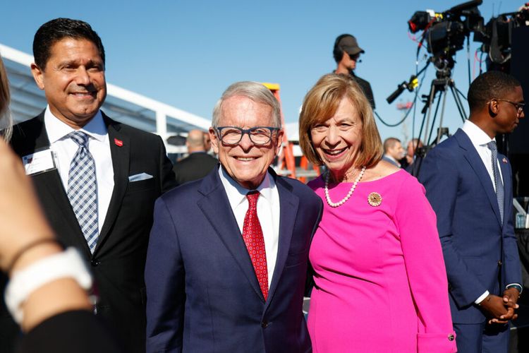 Ohio population decline tied to weak job growth, economists say